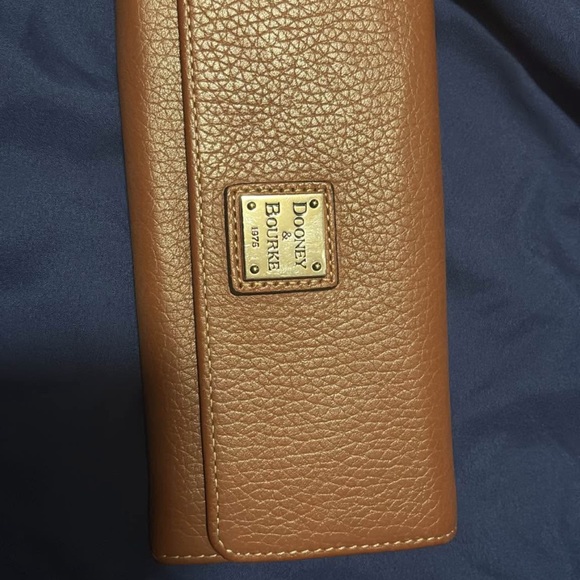 Dooney & Bourke | Bags | Dooney Bourke Brown Leather Wallet With Gold ...